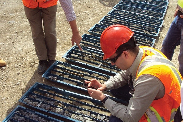 Curso de aseguramiento y control de calidad (QA/QC) en la exploración ...